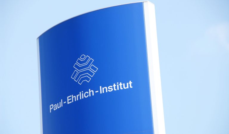 Regulator eller Enabler? Tysklands Paul Ehrlich Institut og Pfizer ... Regulator eller Enabler? Tysklands Paul Ehrlich Institut og Pfizer ...